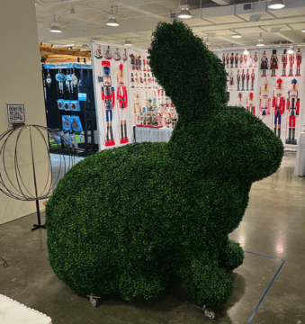 6 foot Rabbit wrapped in outdoor boxwood foliage - TOPIARYTREE.NET