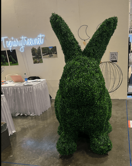 6 foot Rabbit wrapped in outdoor boxwood foliage - TOPIARYTREE.NET